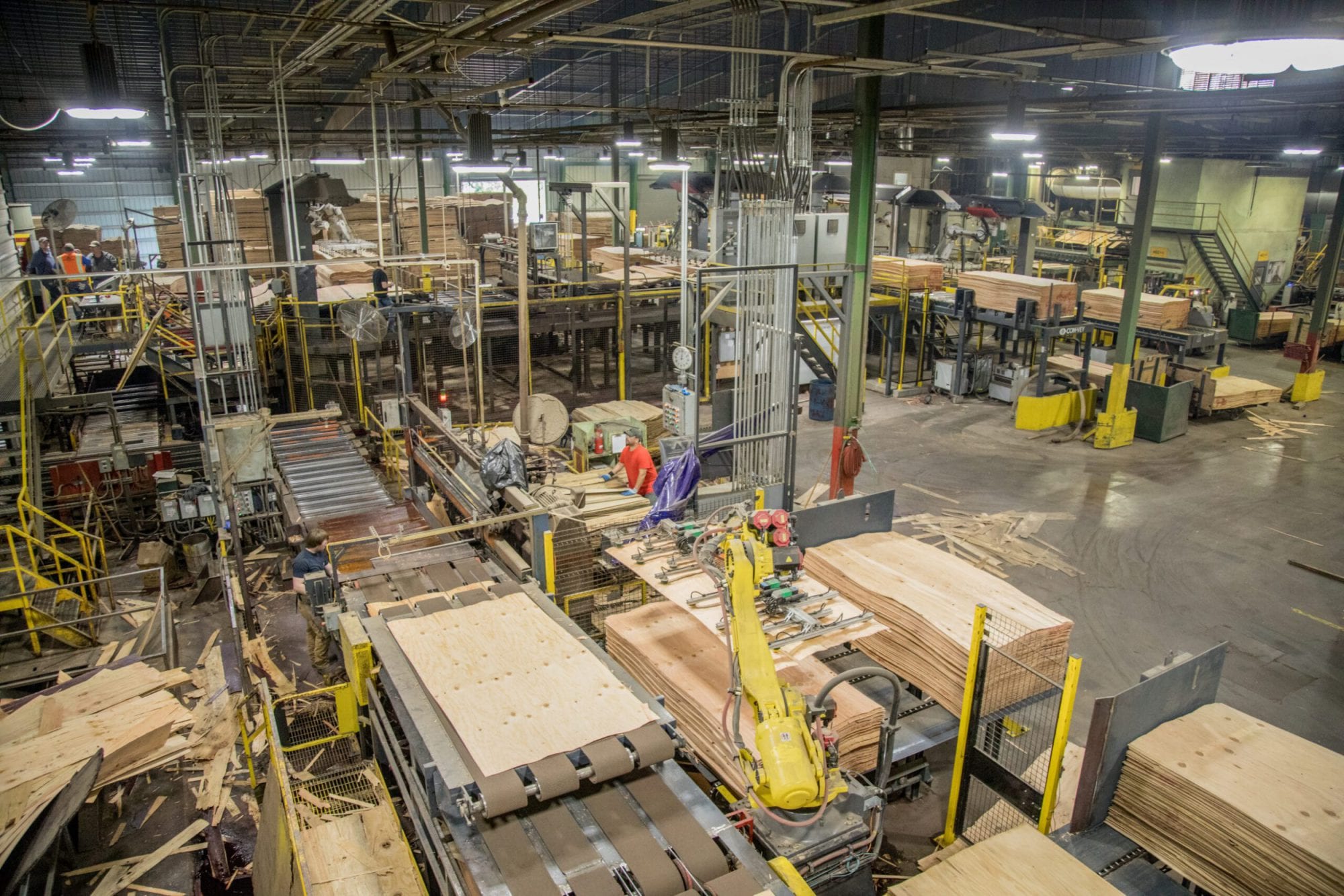 Freres Lumber Robotic Spreader Line Installed - Freres Engineered Wood